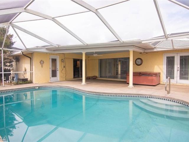604 SW 20th Ter, Cape Coral, FL 33991