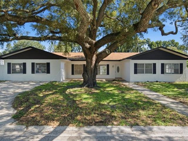 604 Royal Crest Dr, Brandon, FL 33511