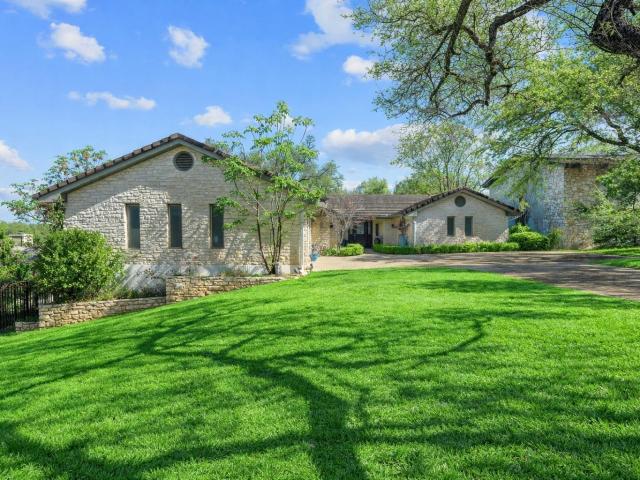 604 Rolling Green Dr