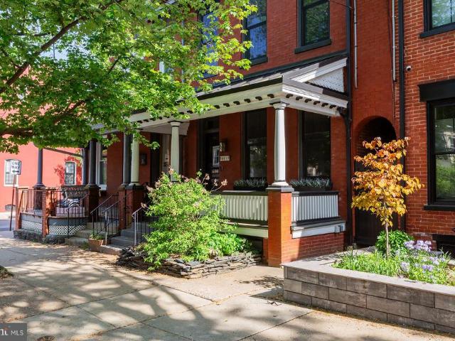 604 W Chestnut Street