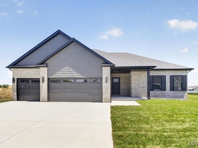 604 Tea Olive Blvd, O'Fallon, IL 62269