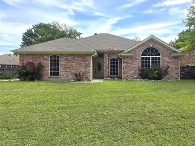 604 Valleyridge Ct, Decatur, TX 76234
