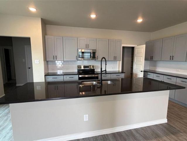 604 Vine Street # 144
