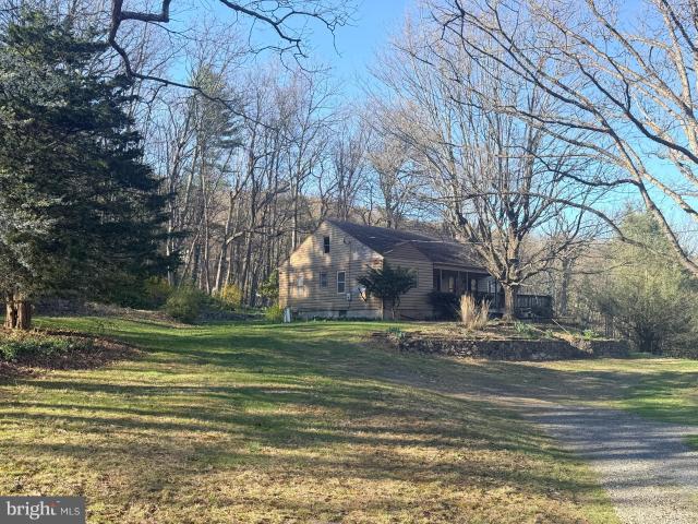 6054 Cornelius Ln, Fort Loudon, PA 17224 | MLS #PAFL2033 | Compass
