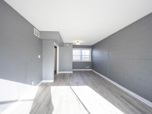 6054 E 16th St, Indianapolis, IN 46219 | Compass