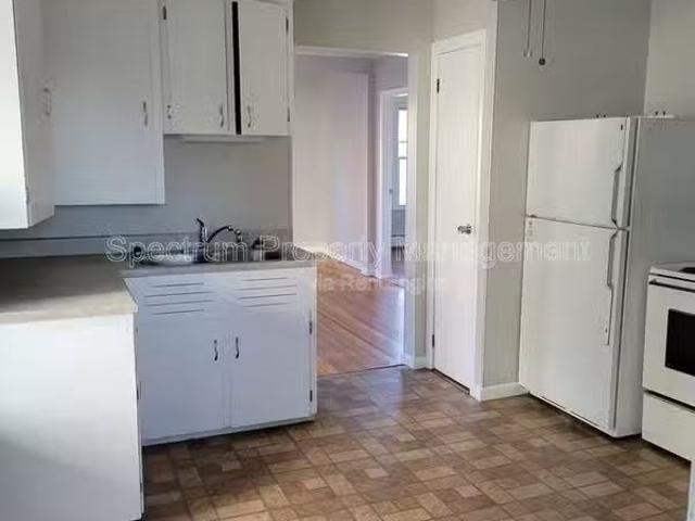 60557682 47 Halifax St #1