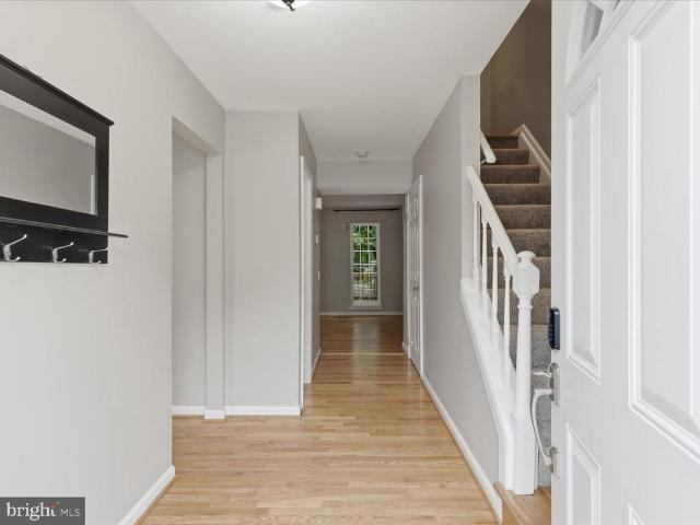 6055 Meyers Landing Court