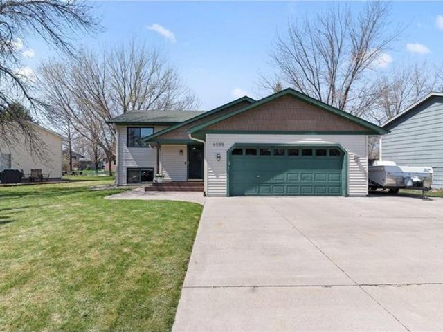 6055 Kalland Dr NE, Albertville, MN 55301