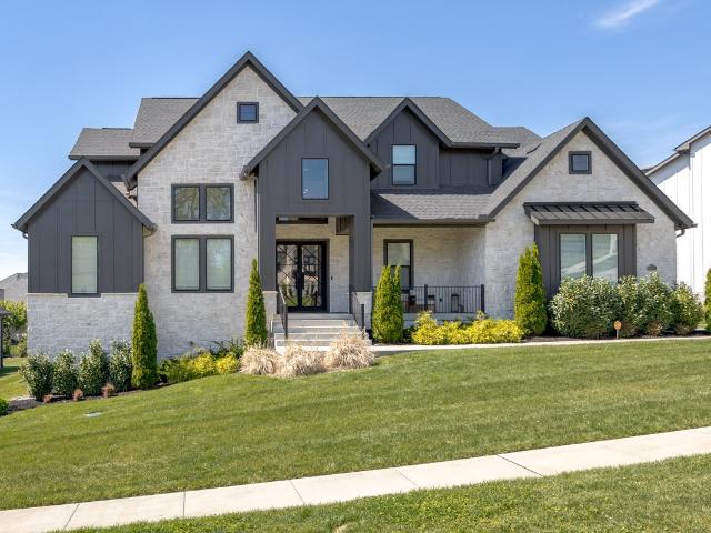 6055 Lookaway Cir