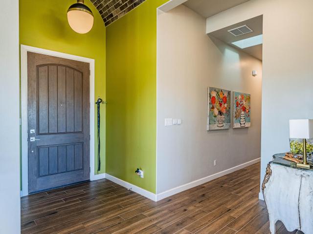 6055 Redondo Sierra Drive NE