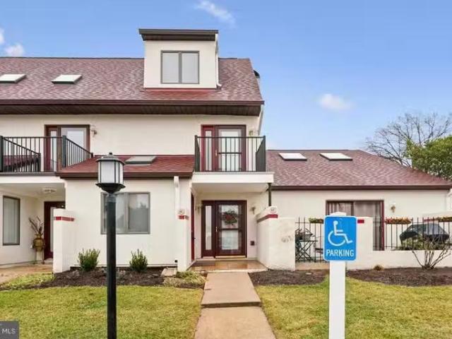 60560183 8 Queen Victoria Way