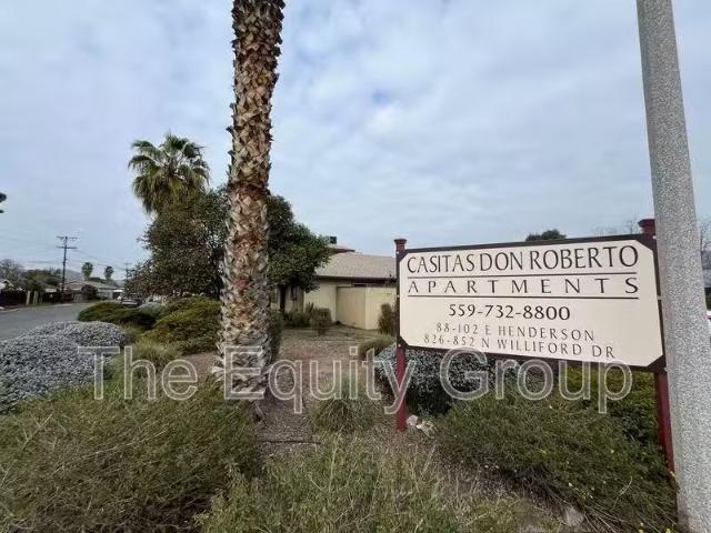 60560926 102 E Henderson Ave