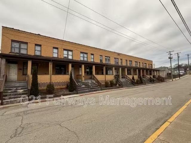 60563466 121 Morgan St