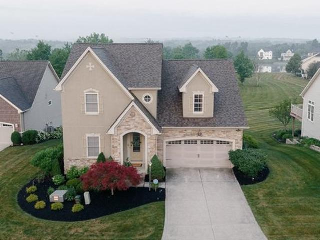 6056 Mint Hill Dr, Medina, OH 44256
