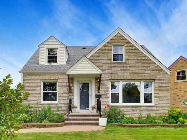 6056 N Oriole Ave, Chicago, IL 60631