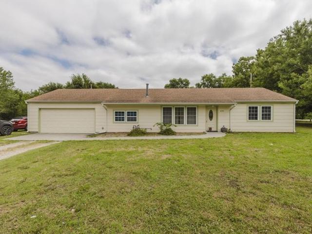6056 N Sullivan Ave, Wichita, KS 67204