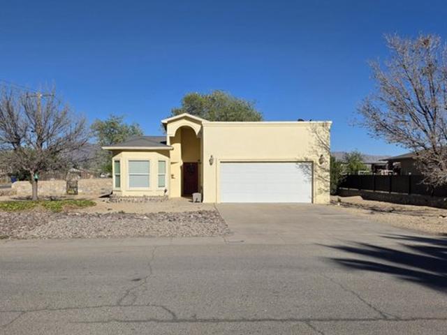 6056 Dona Beatriz Ln, El Paso, TX 79932
