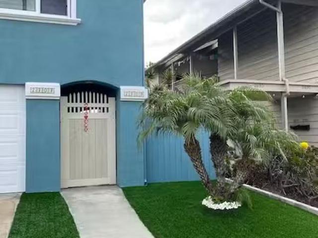 60574614 2709 Bayshore Ave