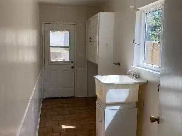 60576674 21319 Romar St