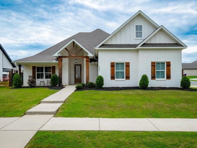 6057 Meridian Dr, Bryant, AR 72002