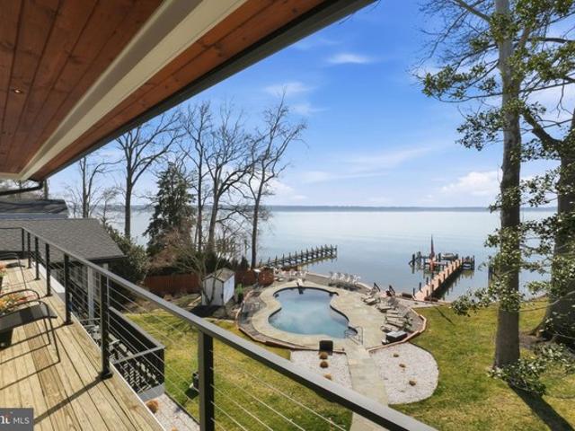 6057 River Dr, Lorton, VA 22079