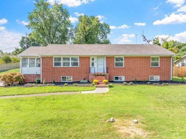60582375 217 Buckingham Dr