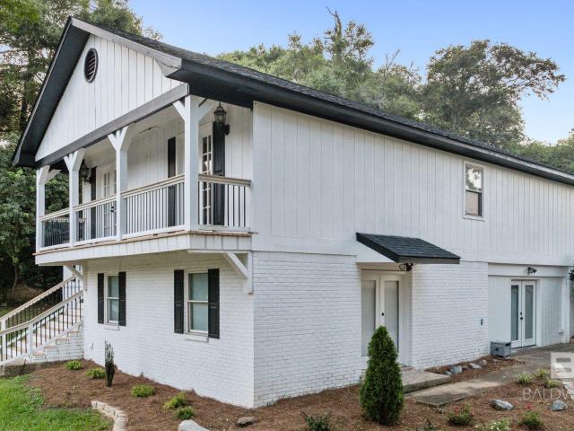 6058 N Highland Woods Drive