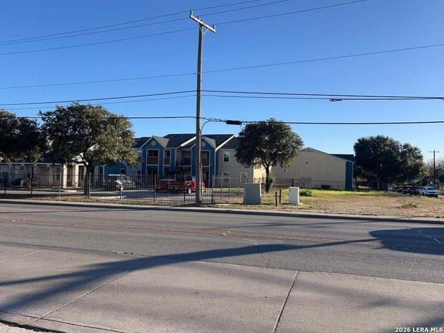 6058 W Commerce St Lot 12, San Antonio, TX 78237