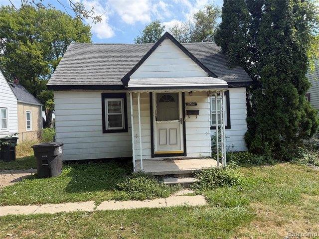 6059 Hazel St, Taylor, MI 48180