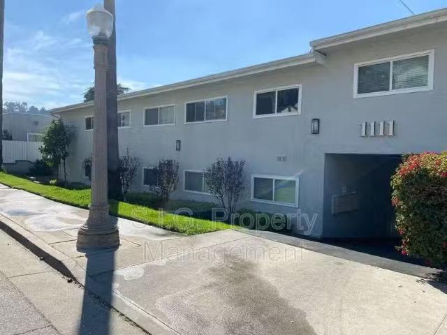 60509045 1111 Tyler St #6