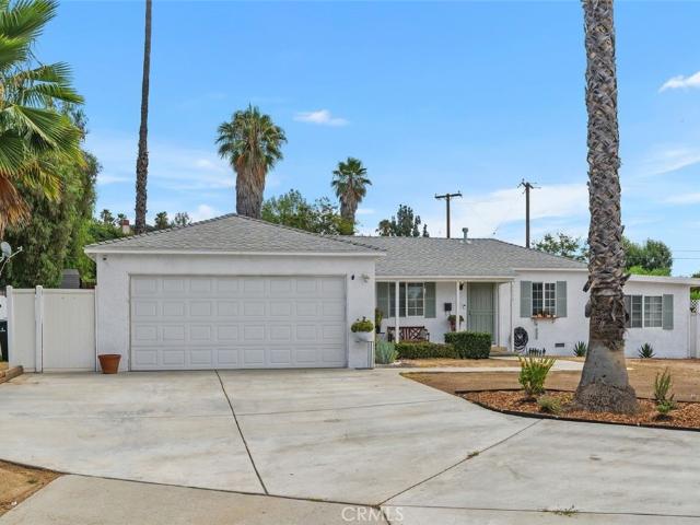6050 Colonial