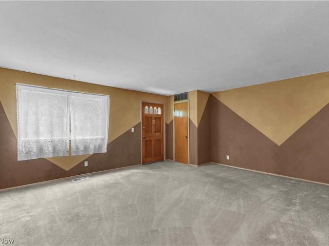 6051 Glenway Drive Q