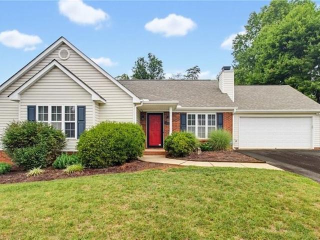 6051 Summer Trace Ln, Winston Salem, NC 27105