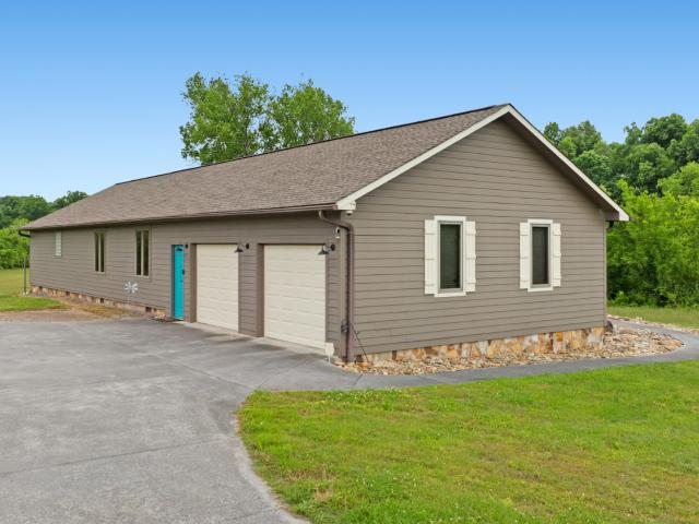 6052 Morganton Rd