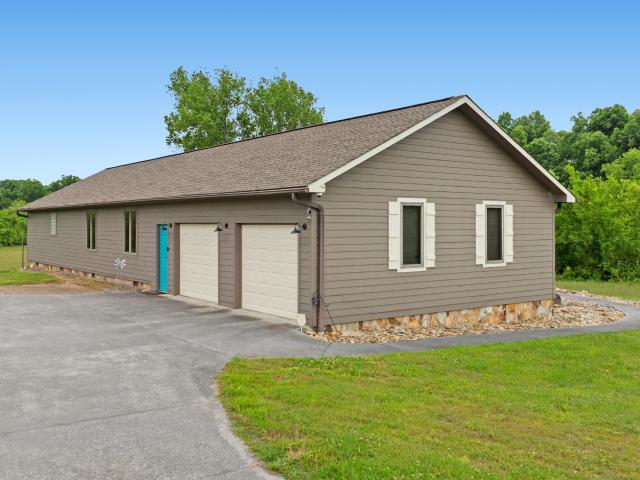 6052 Morganton Rd