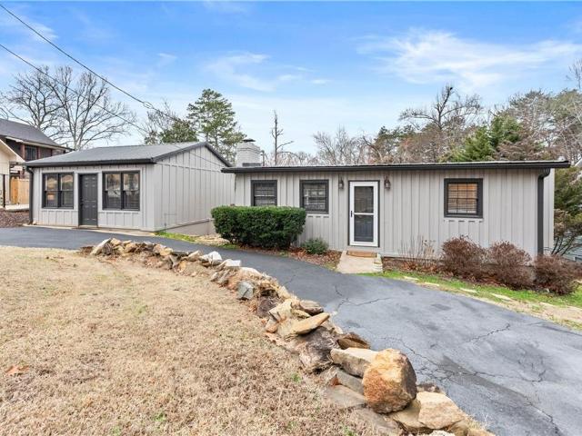 6052 Seminole Dr, Flowery Branch, GA 30542 | MLS #7719