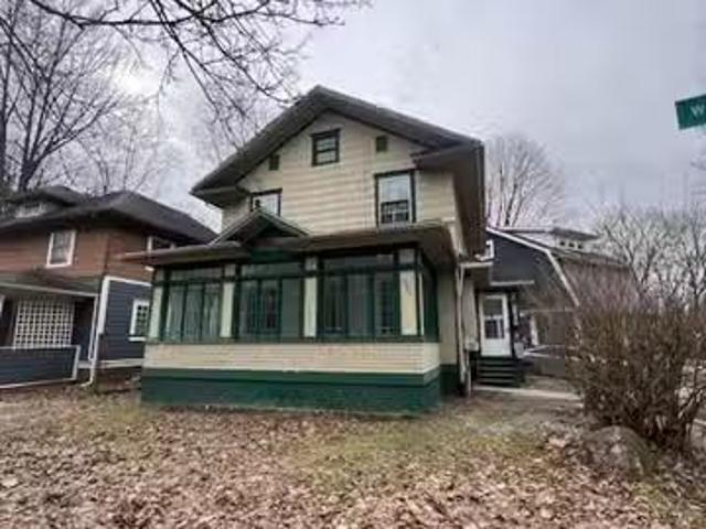 60538098 982 W Exchange St