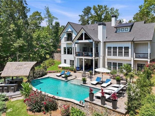 6053 Overby Rd, Flowery Branch, GA 30542