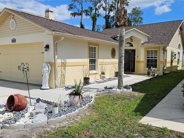 6053 Gentle Ben Cir, Wesley Chapel, FL 33544