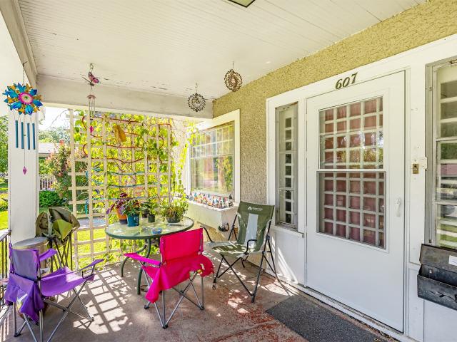 605 8th Street 607