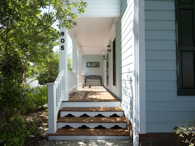 605 Carpenter Town Lane