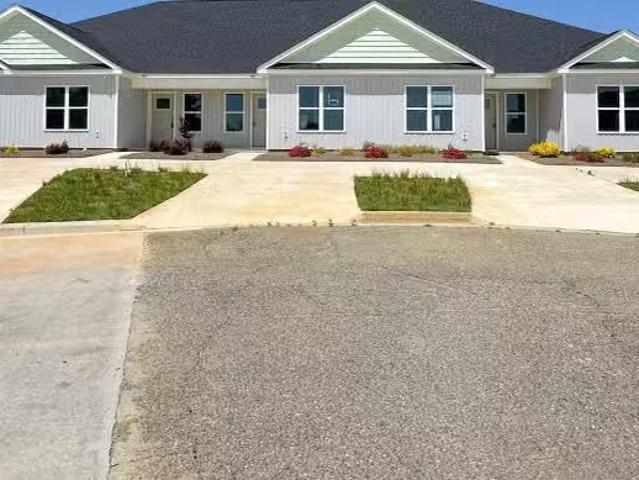 605 Castle Ct, Hawkinsville, GA 31036 MLS 10497697