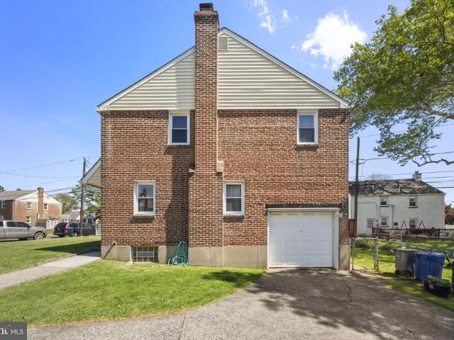 605 Circle Terrace