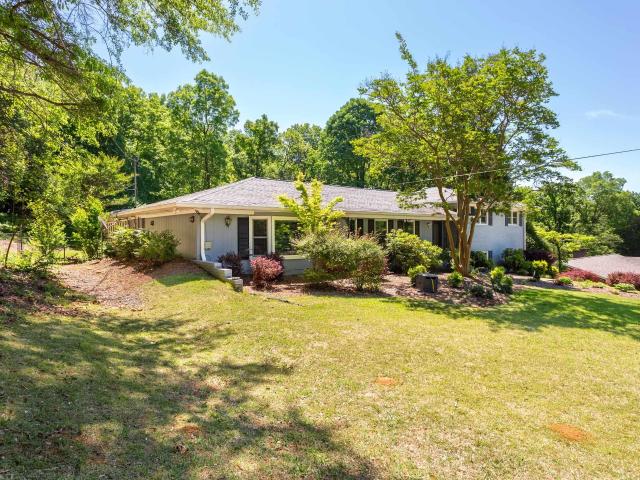 605 Crestview Road