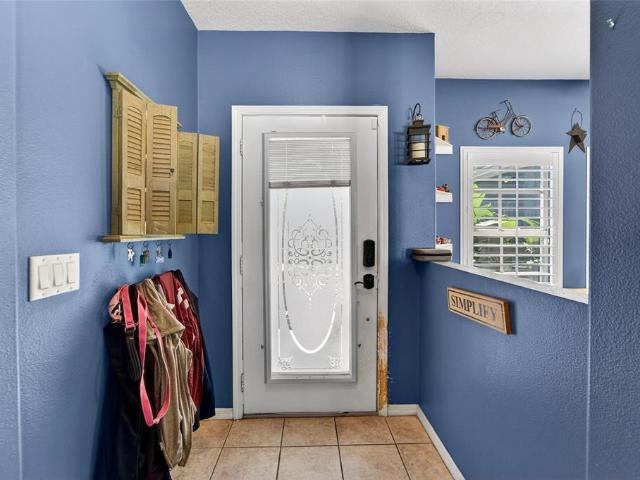 605 Cypress Park Ave, Tarpon Springs, FL 34689 | MLS #TB8488 | Compass