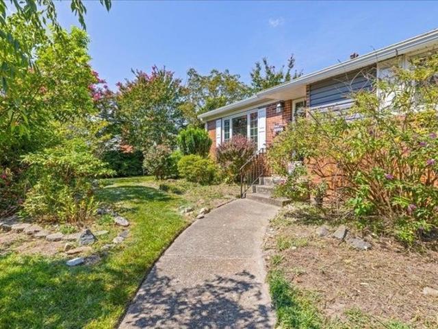605 Aragona Blvd, Virginia Beach, VA 23462