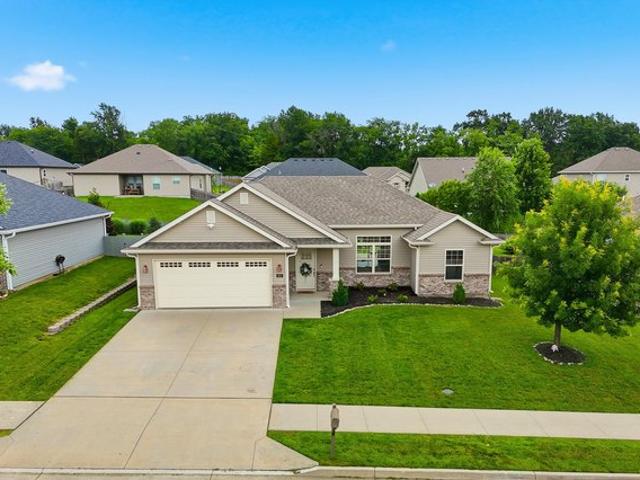 605 Armitage Dr, Columbia, MO 65202