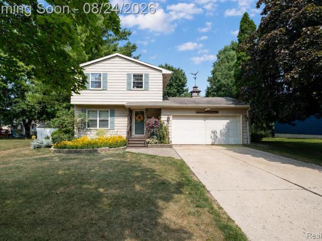 605 Autumn Drive