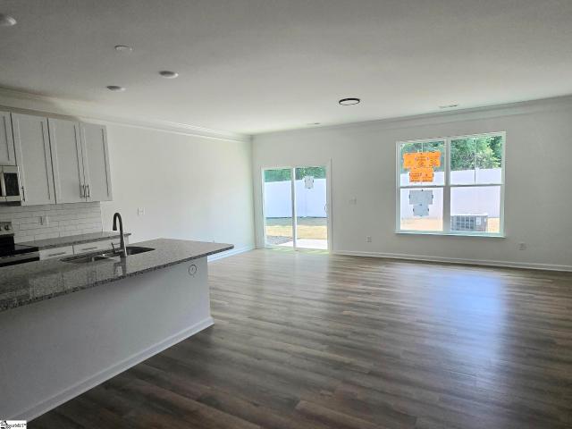 605 Autumn Lake Road