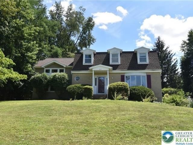605 Barnyard Vw, Forks Township, PA 18040